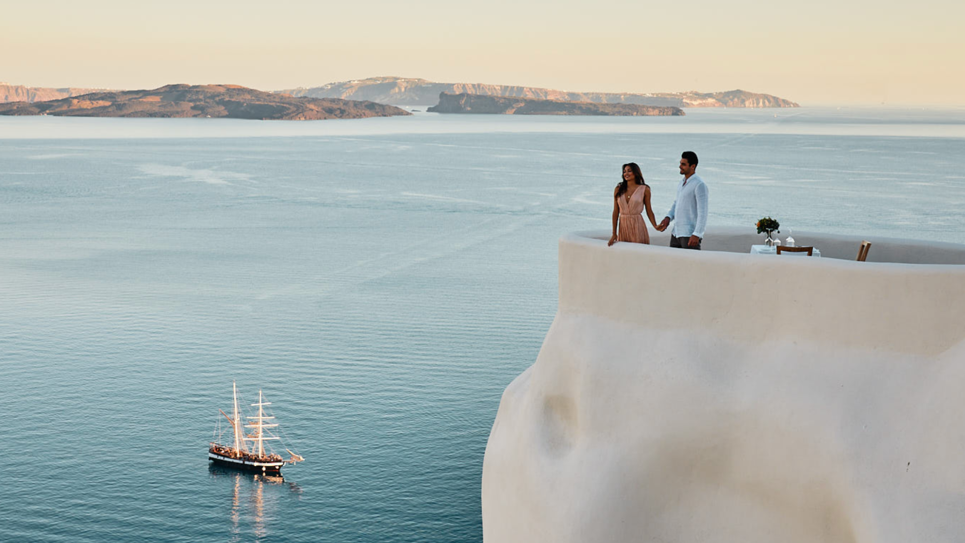 Best Romantic Destinations in Greece | Fairytale Places in Greece